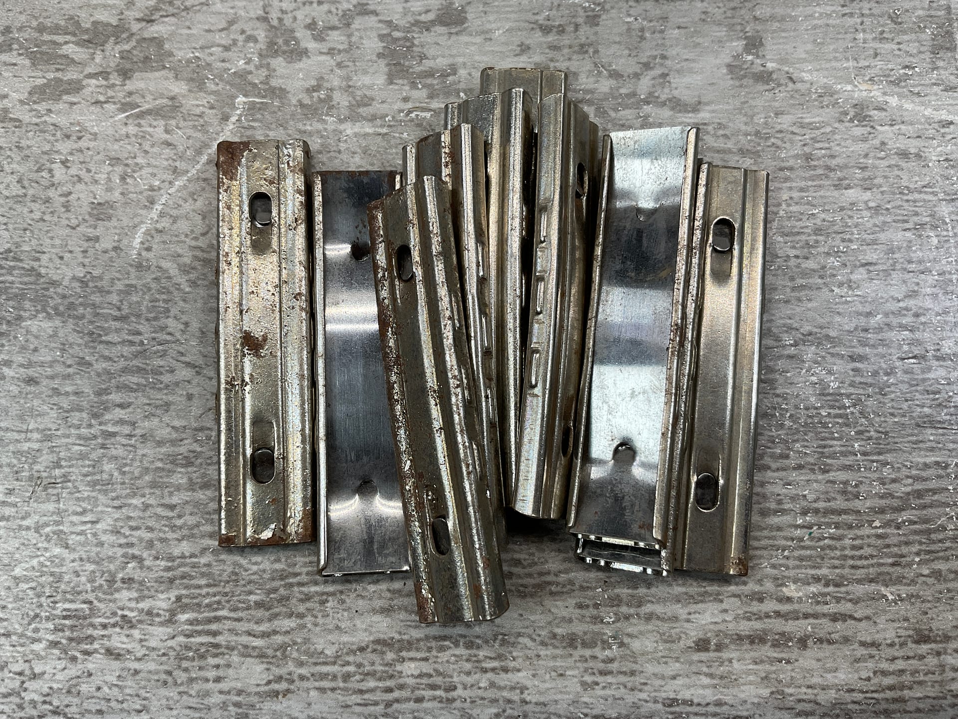 8MM MAUSER STEEL STRIPPER CLIPS, QTY10 #2-11068 - Checkpoint Charlie's
