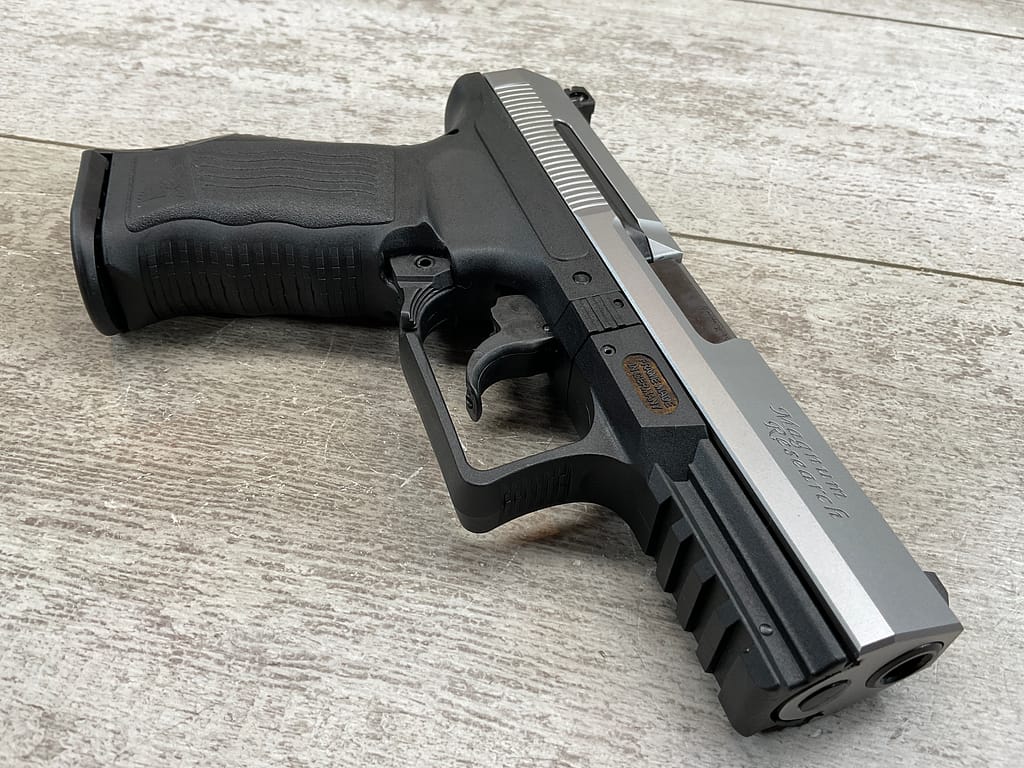 MAGNUM RESEARCH MR9 9MM SEMI AUTO PISTOL IN ORIGINAL BOXMAGNUM RESEARCH ...
