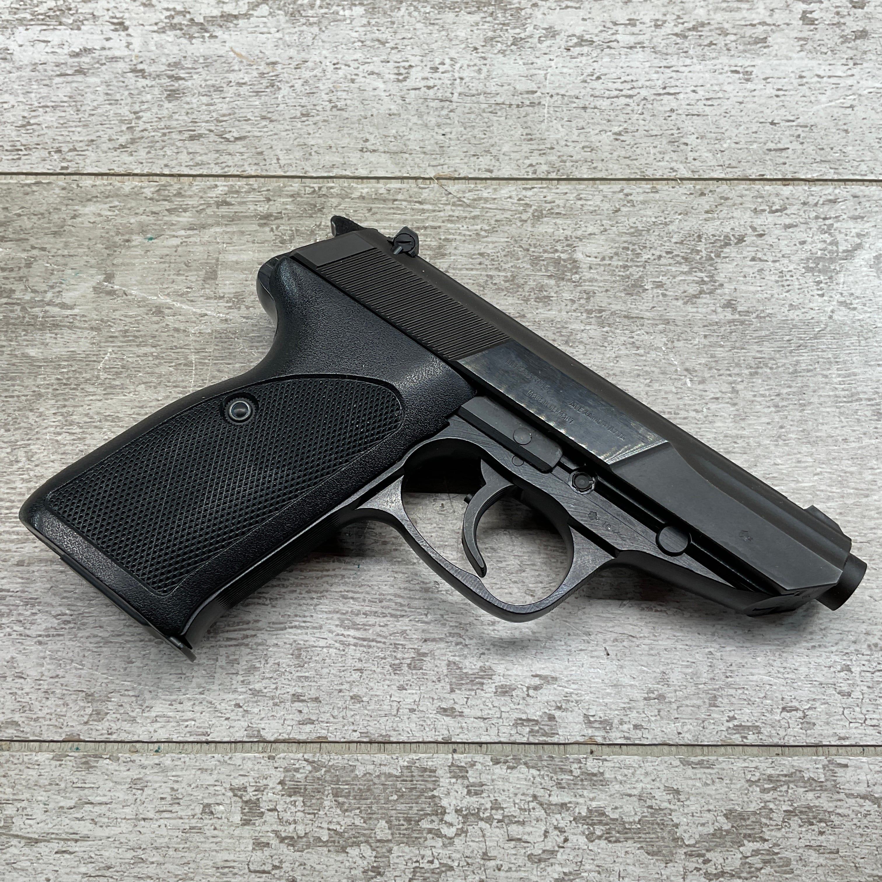 WALTHER P5 9MM SEMI AUTO PISTOL, RARE - Checkpoint Charlie's