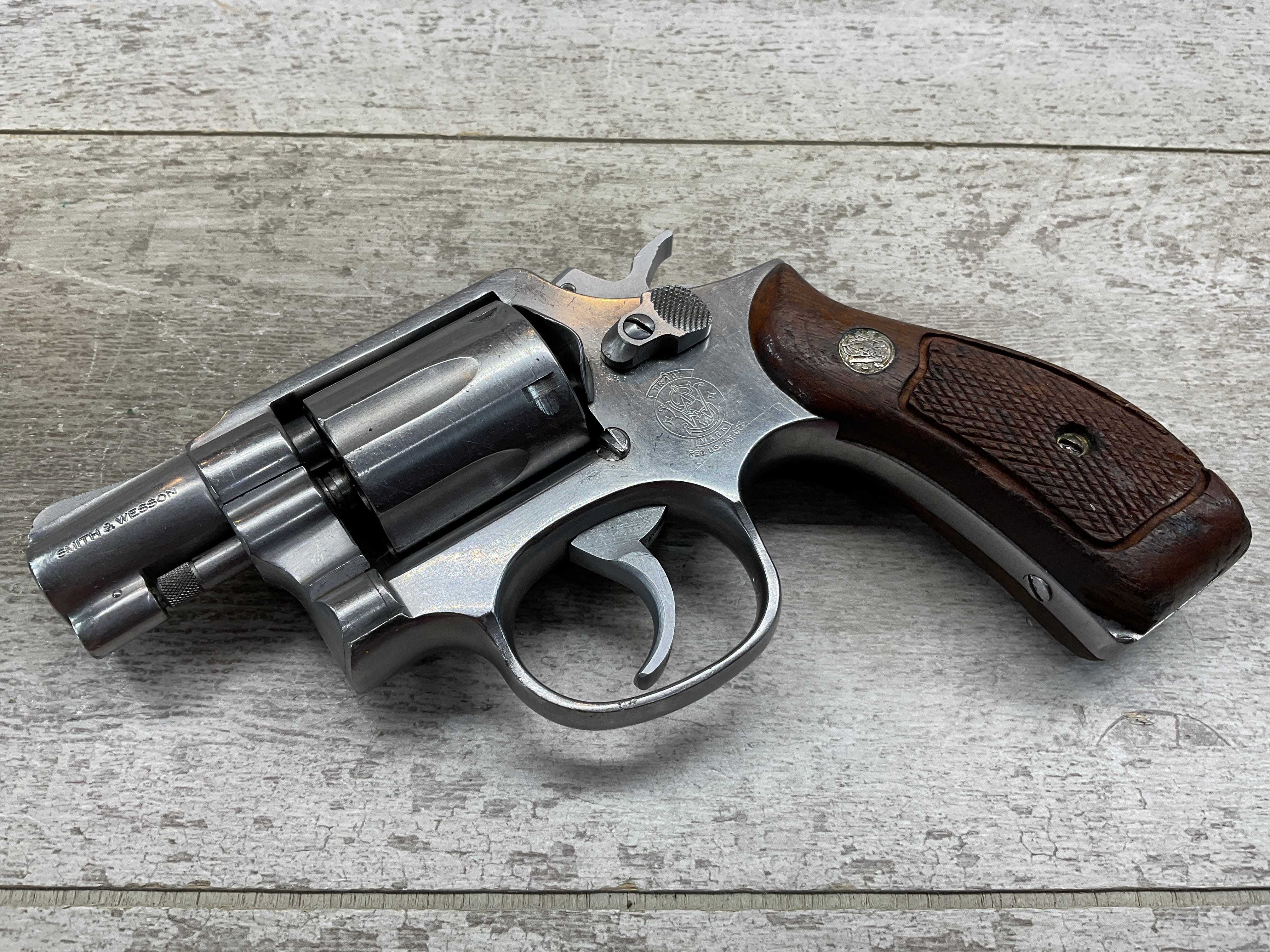 SMITH & WESSON S&W MODEL 64-2 .38 SPECIAL REVOLVER - Checkpoint Charlie's
