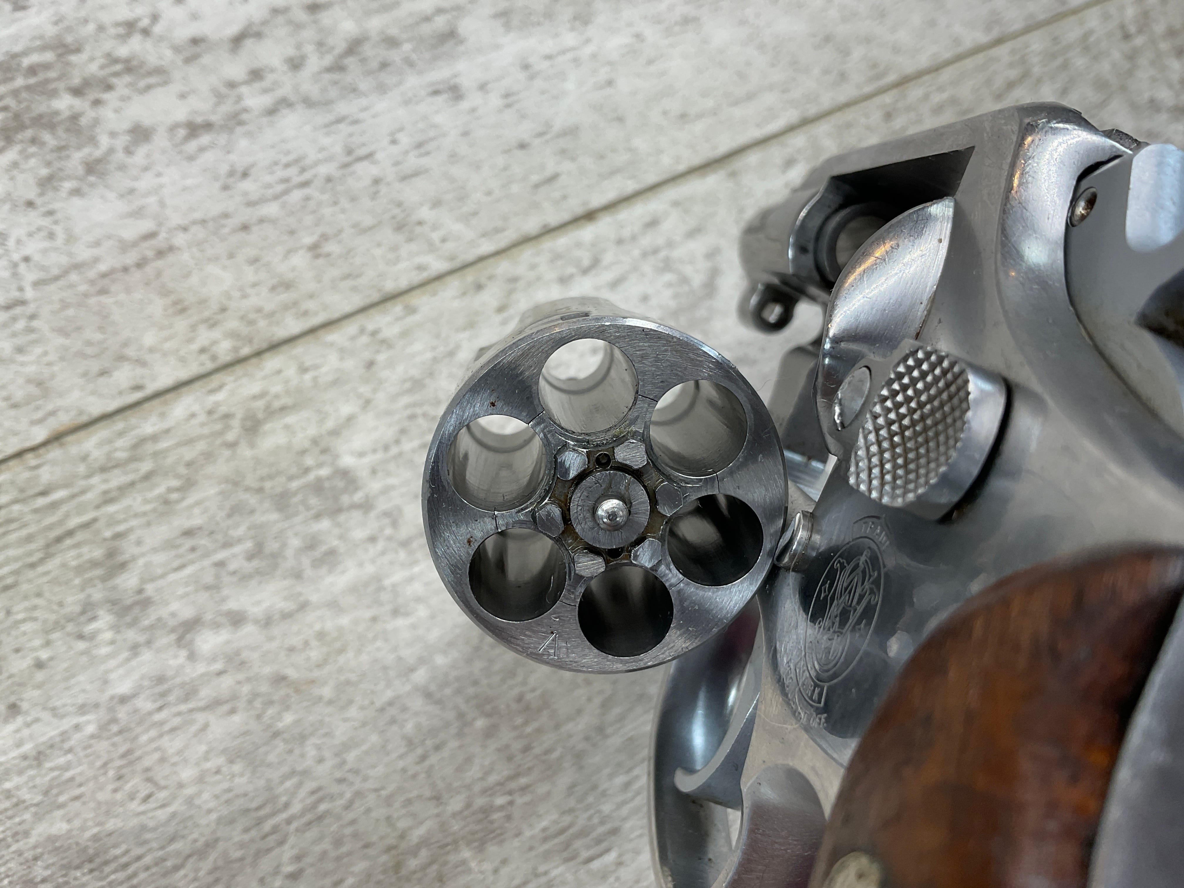 SMITH & WESSON S&W MODEL 64-2 .38 SPECIAL REVOLVER - Checkpoint Charlie's