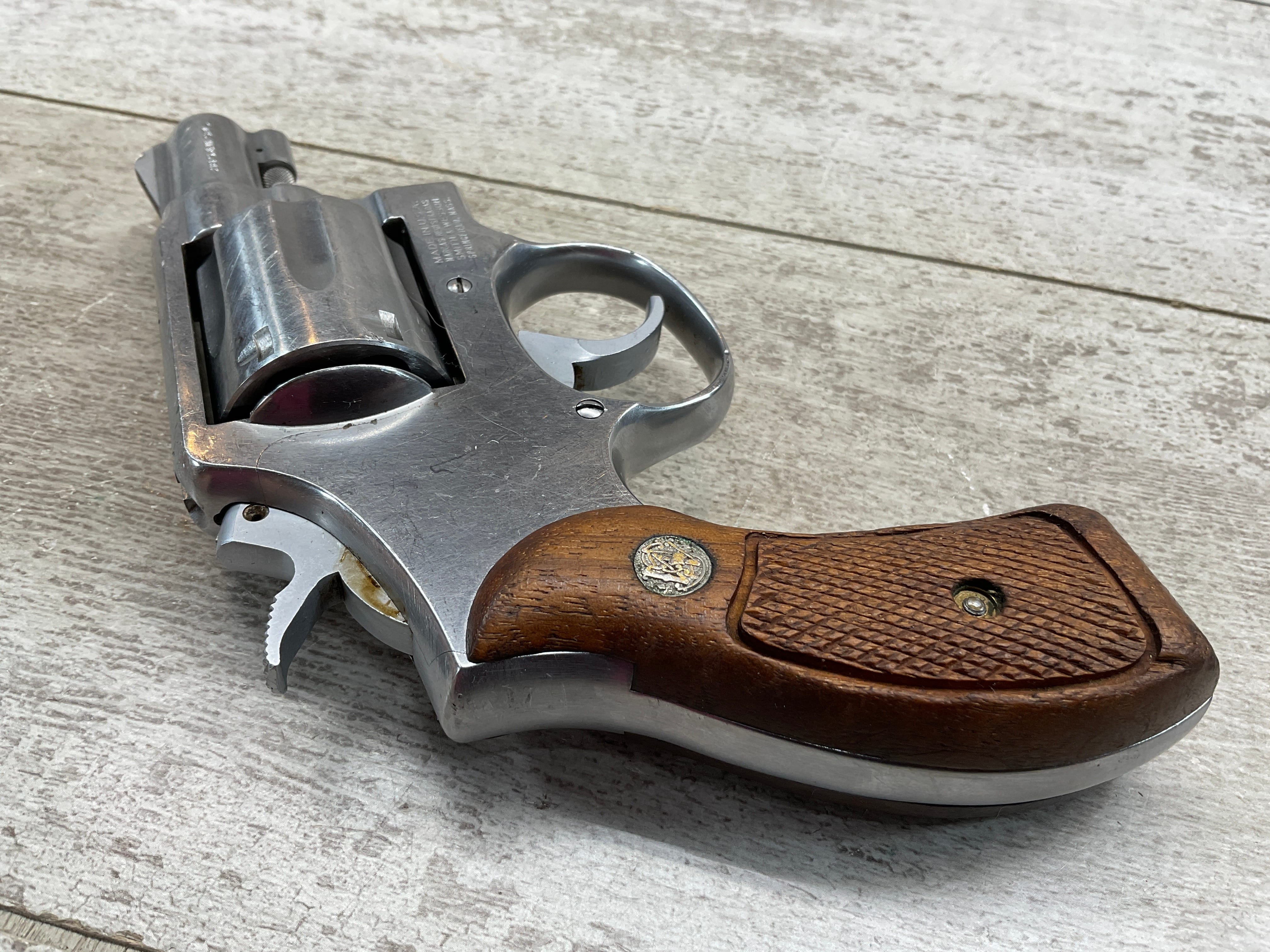 SMITH & WESSON S&W MODEL 64-2 .38 SPECIAL REVOLVER - Checkpoint Charlie's