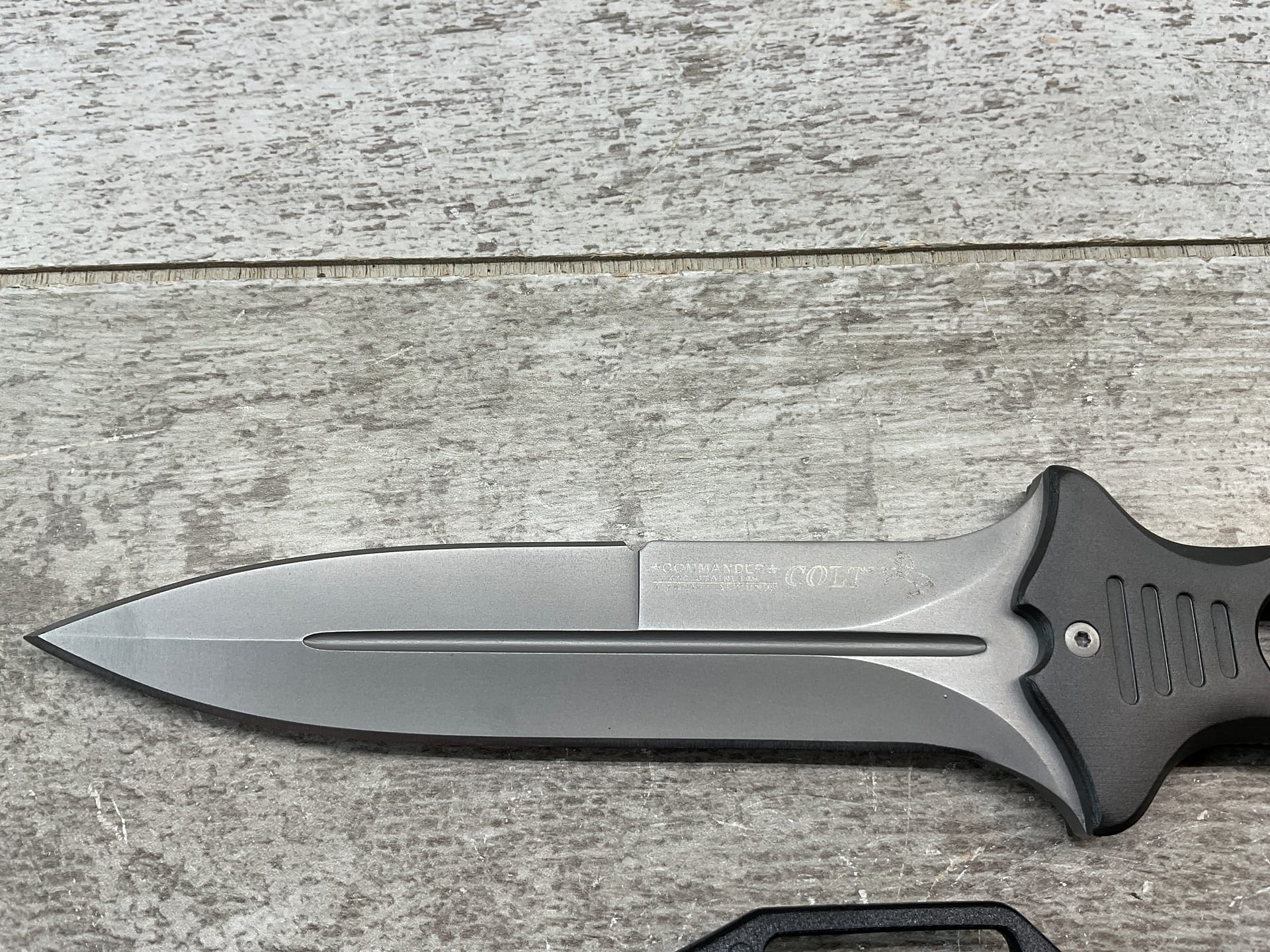 COLT COMMANDER KNIFE NEW IN BOX