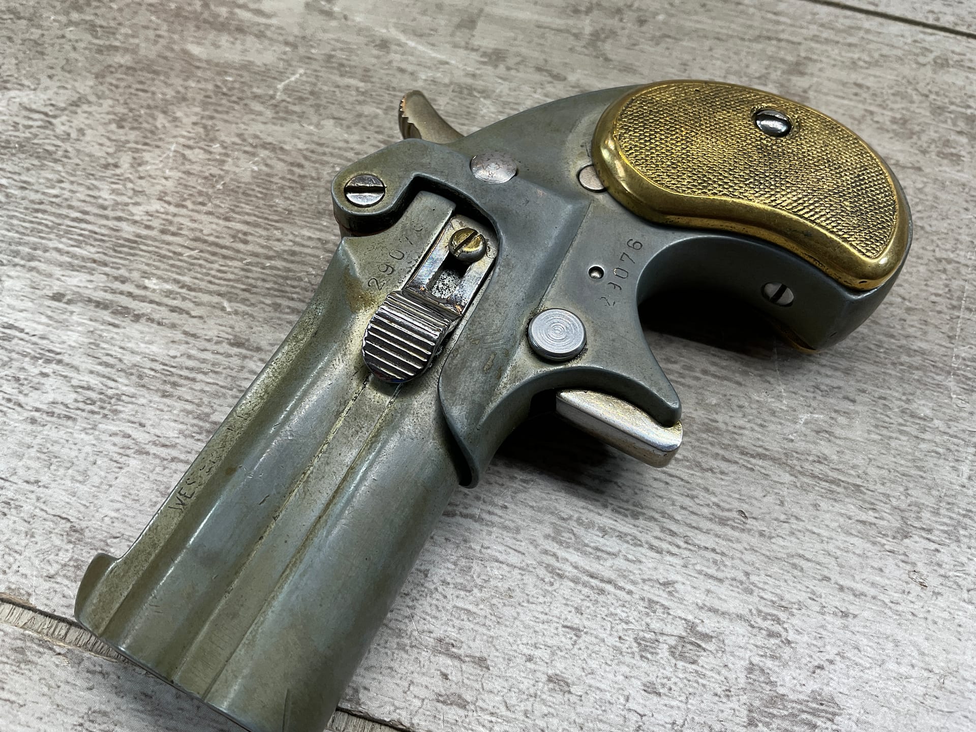 HAWES FIREARM & CO .22LR DERRINGER - Checkpoint Charlie's