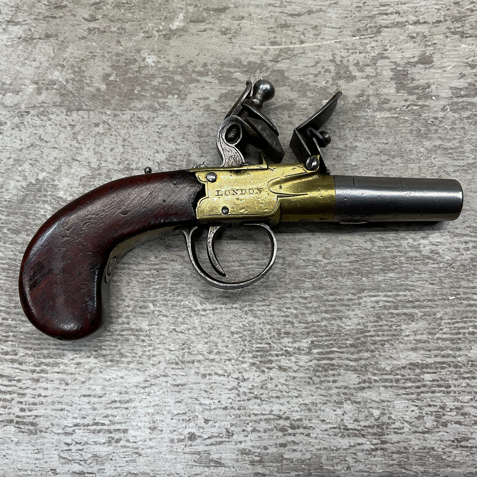 SMITH MUFF FLINTLOCK .32 CAL PISTOL, ANTIQUE - Checkpoint Charlie's
