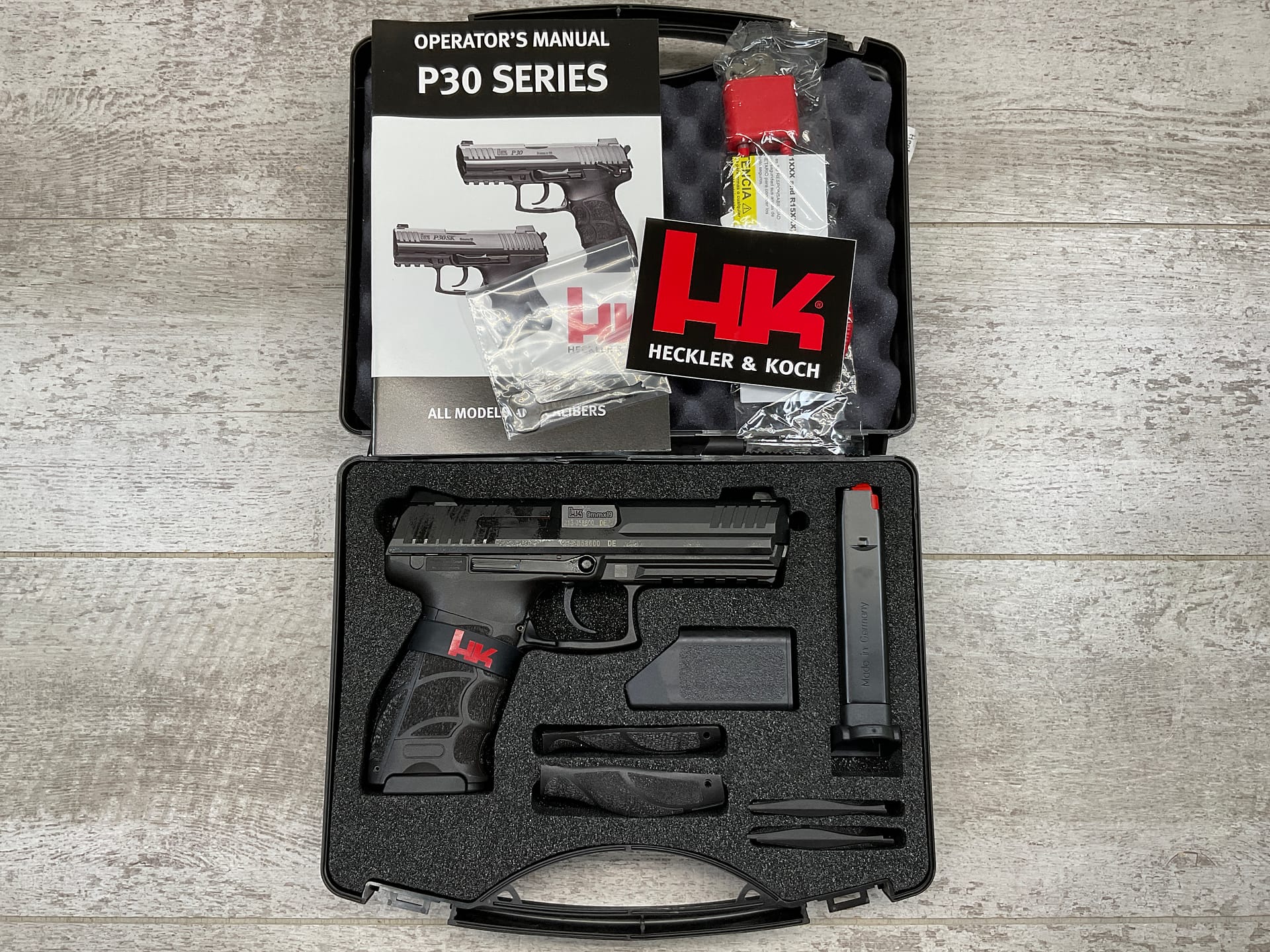 HECKLER & KOCH P30L V1 LIGHT LEM 9MM PISTOL - Checkpoint Charlie's
