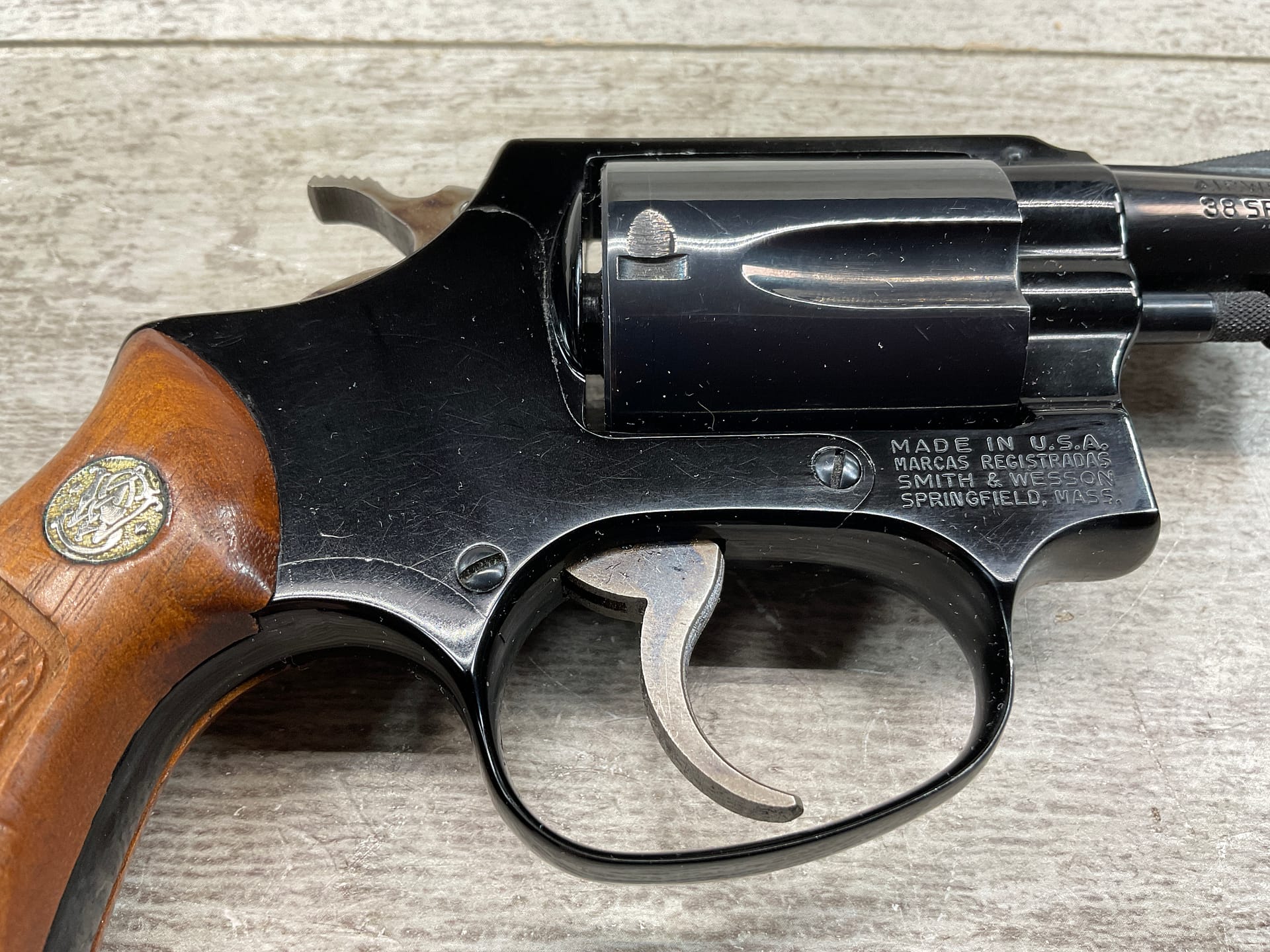 SMITH & WESSON MODEL 37 CHIEFS SPECIAL AIRWEIGHT 38 SPECIAL ...