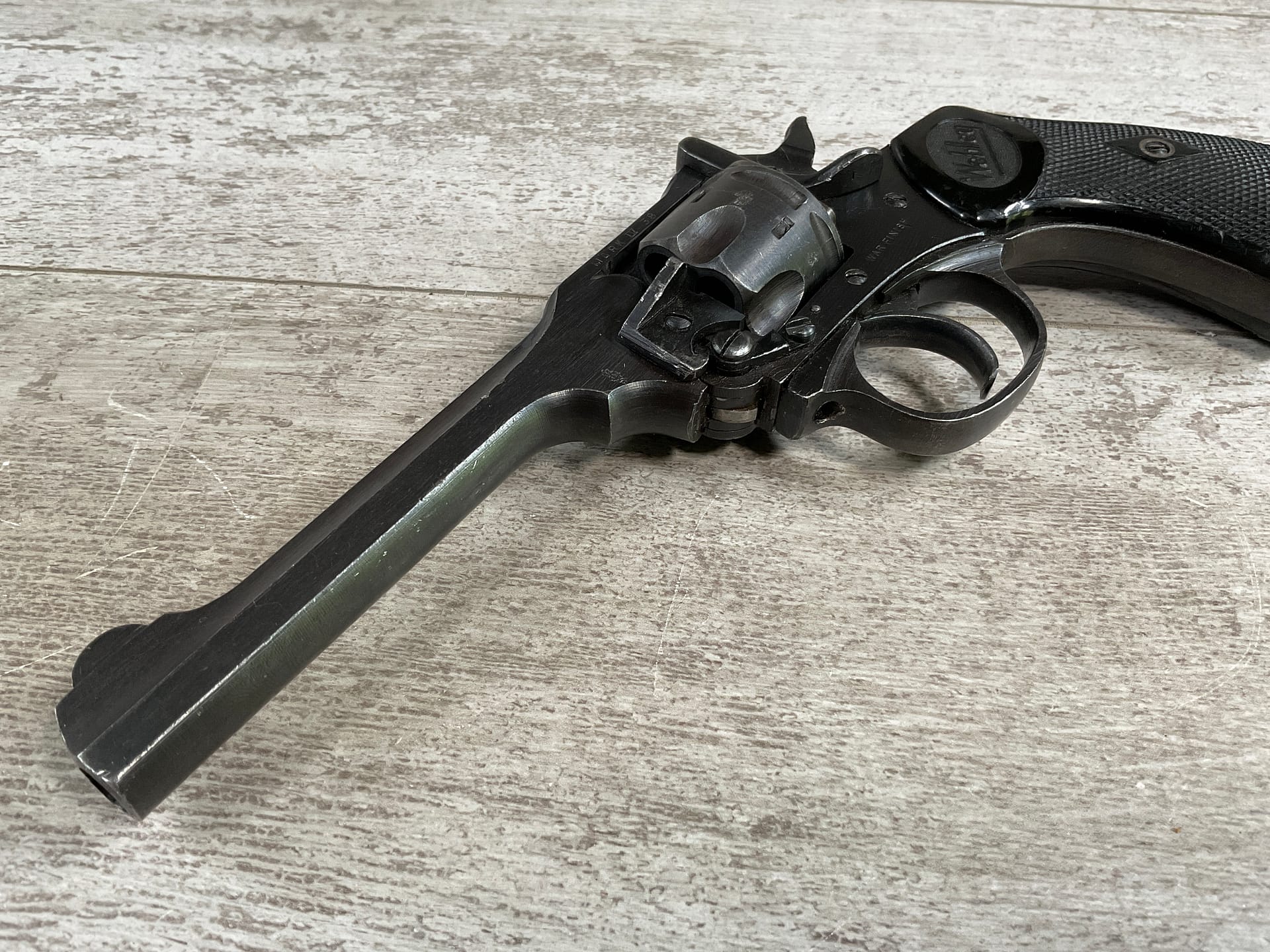 WEBLEY MARK IV .38/200 DA "WAR FINISH" REVOLVER RIG - Checkpoint Charlie's