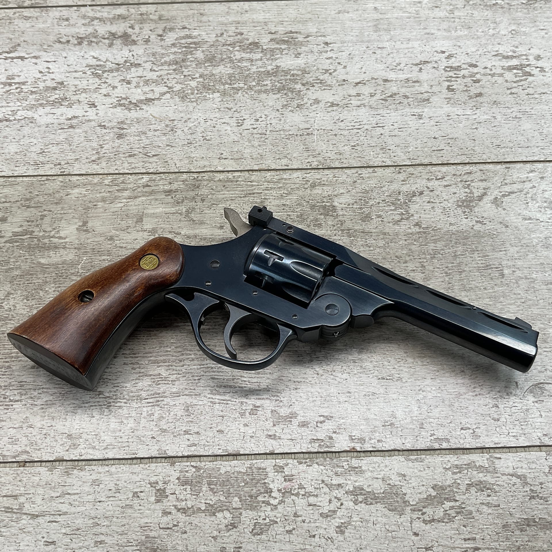 H&R MODEL 999 SPORTSMAN 22LR 9 SHOT, NIB #3-08126-BDH - Checkpoint ...