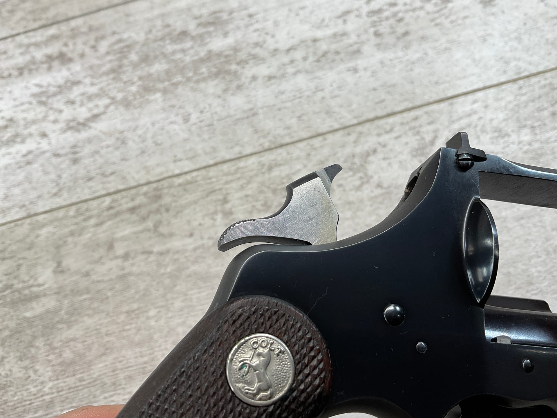 COLT OFFICERS MODEL 22 LR REVOLVER, ORIGINAL BOX #3-08138-BDH ...