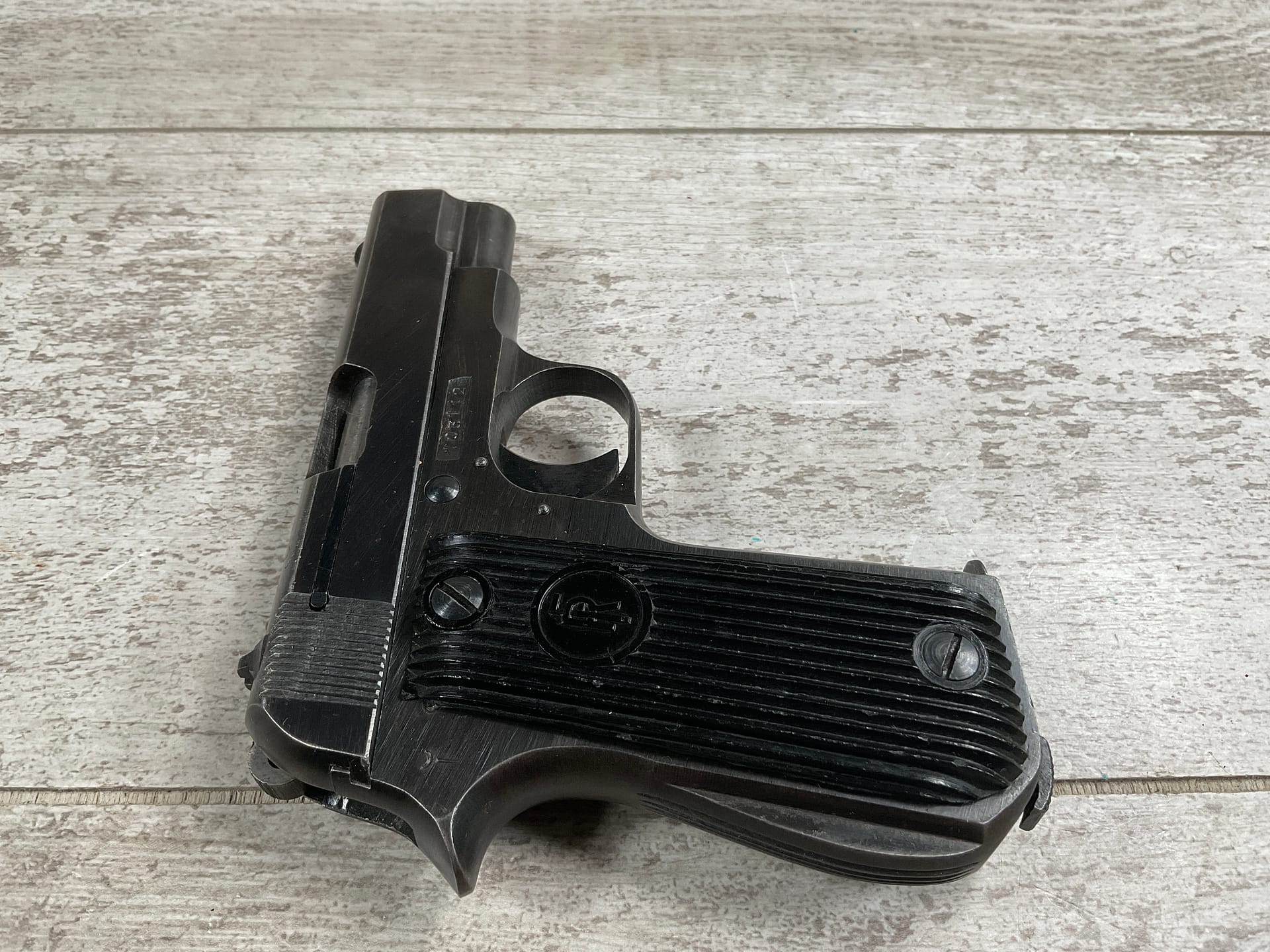 UNIQUE MODEL 17 7.65MM MATCHING PISTOL #3-08109-BDH - Checkpoint Charlie's