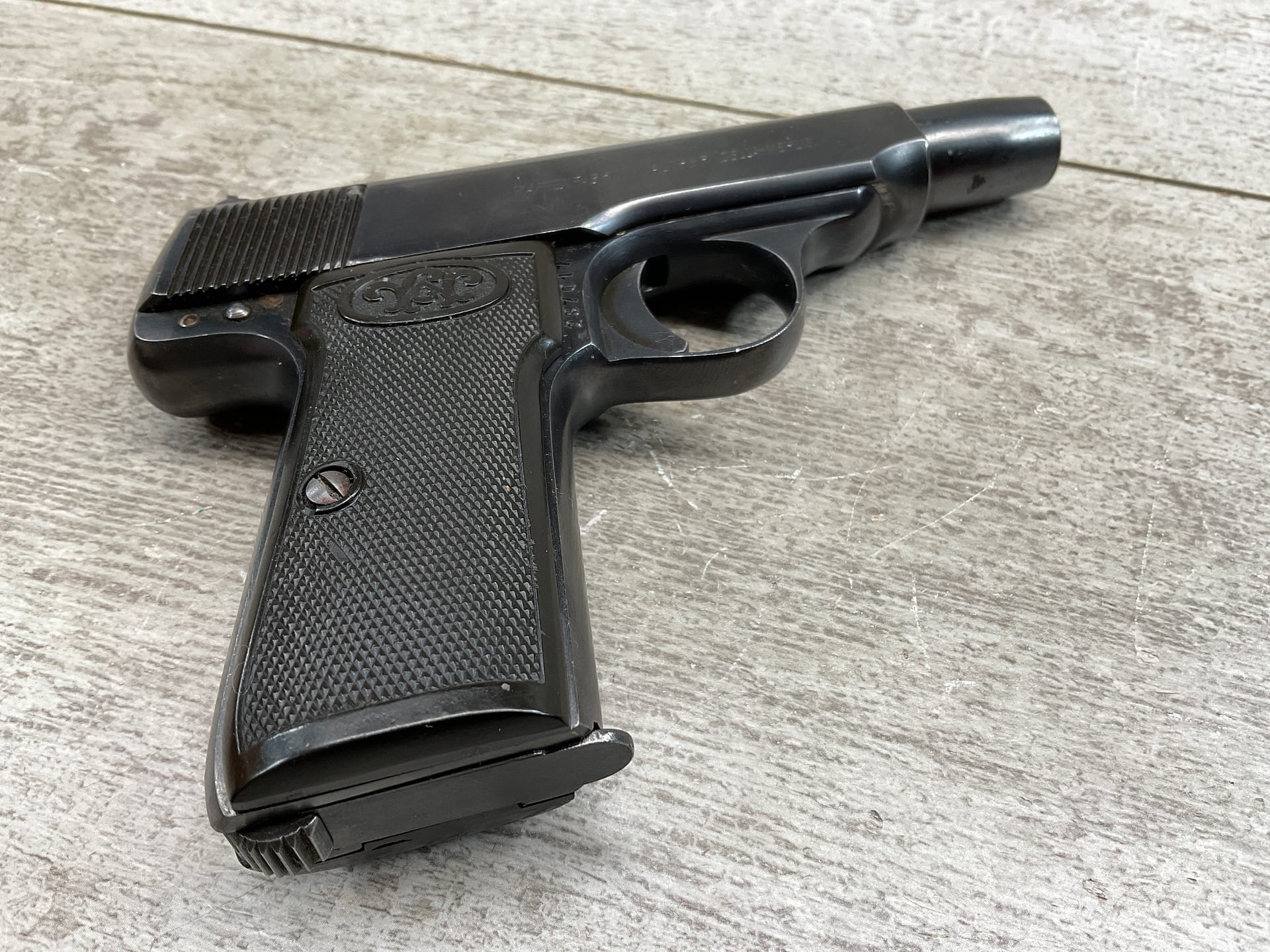 WALTHER MODEL 4 7.65MM SEMI-AUTO PISTOL, 3RD VARIATION - Checkpoint ...