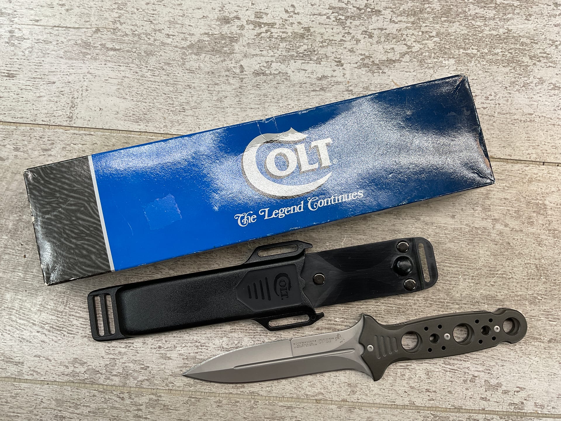COLT COMMANDER KNIFE NEW IN BOX