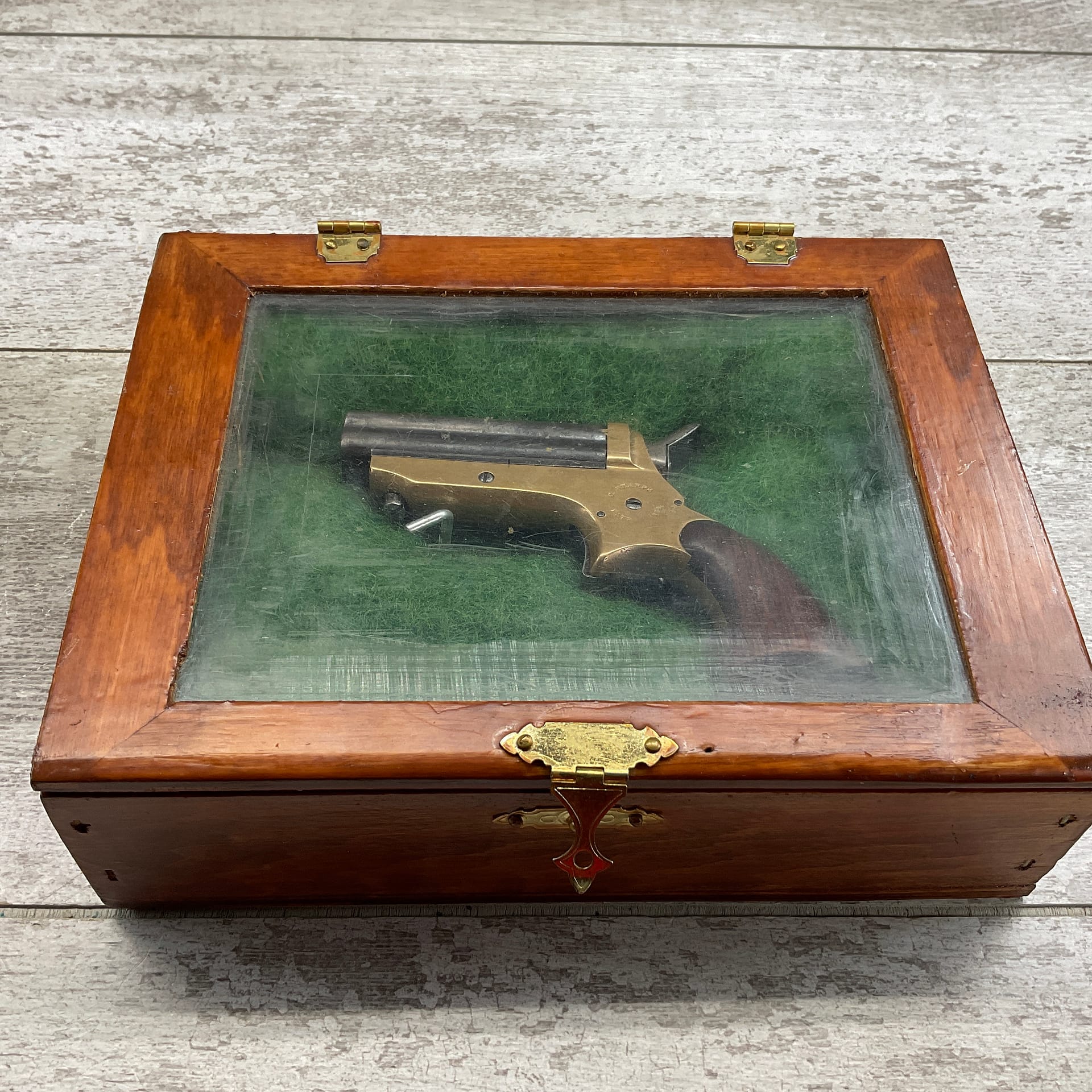 C. SHARPS .22 SHORT 4 BARREL PEPPERBOX WITH DISPLAY BOX, ANTIQUE ...