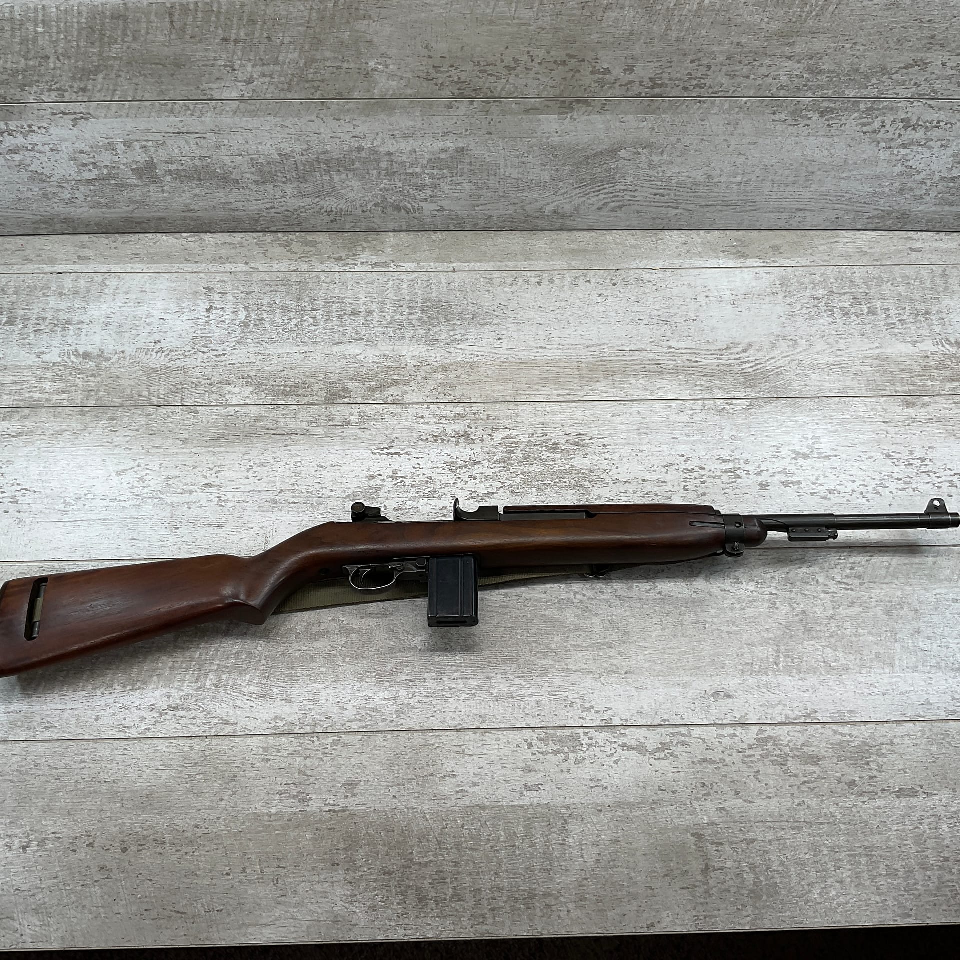 INLAND M1 .30 CARBINE RIFLE W/ BAYONET, DEC 1943 - Checkpoint Charlie's