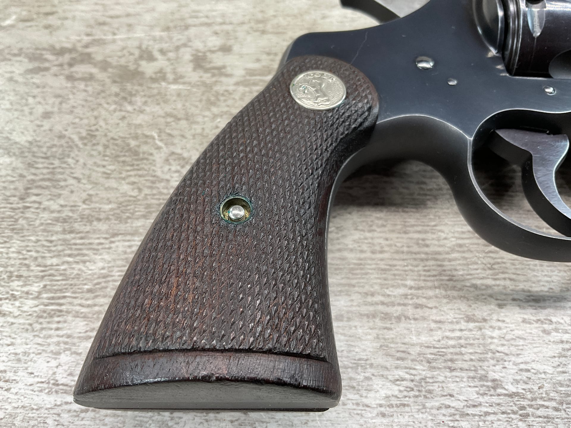 COLT OFFICERS MODEL 22 LR REVOLVER, ORIGINAL BOX #3-08138-BDH ...