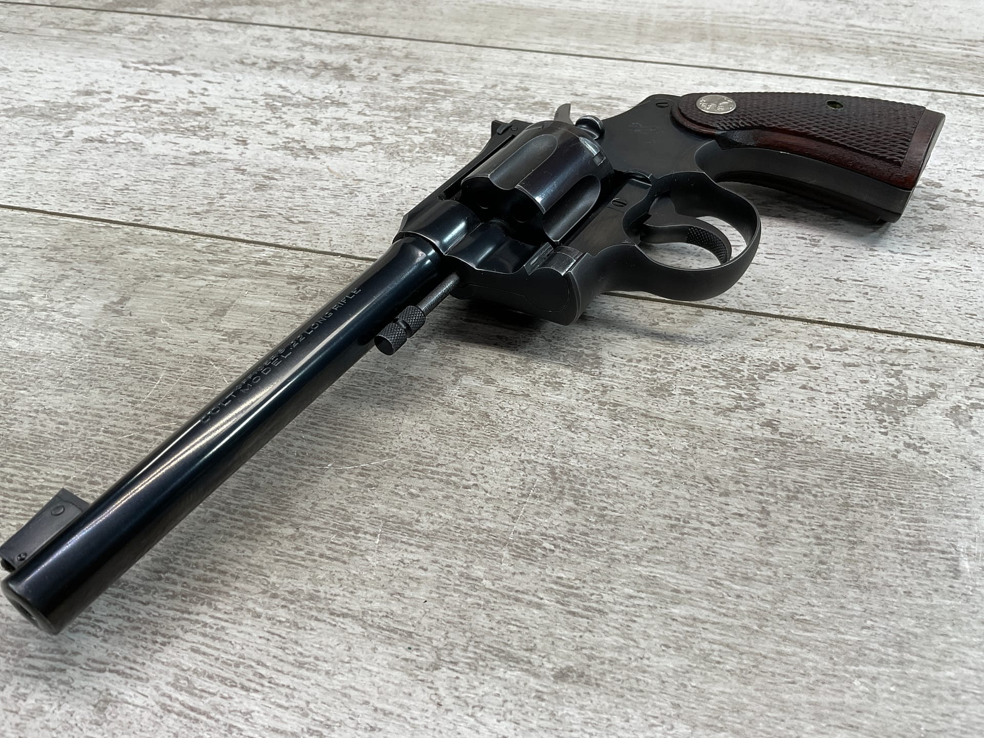 COLT OFFICERS MODEL 22 LR REVOLVER, ORIGINAL BOX #3-08138-BDH ...