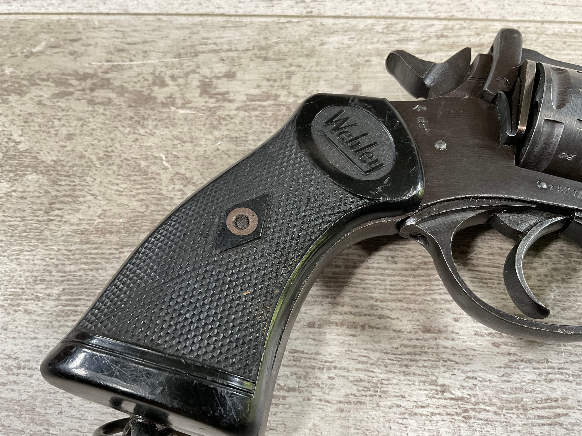 WEBLEY MARK IV .38/200 DA "WAR FINISH" REVOLVER RIG - Checkpoint Charlie's