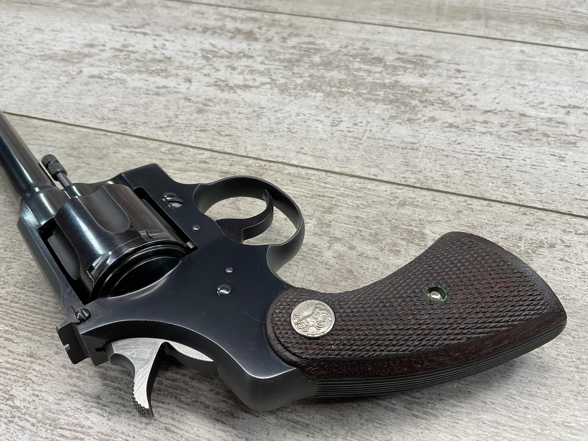 COLT OFFICERS MODEL 22 LR REVOLVER, ORIGINAL BOX #3-08138-BDH ...