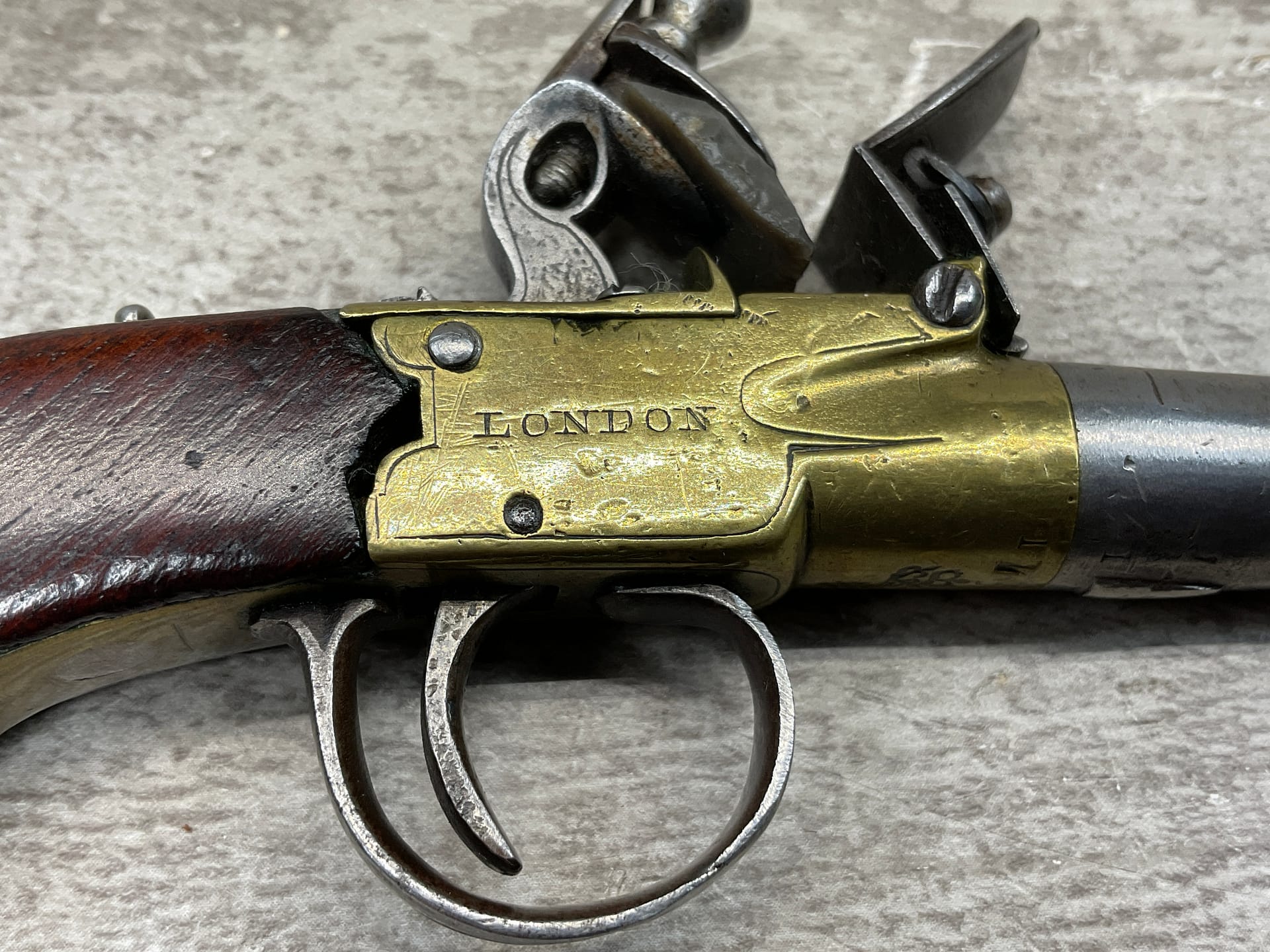 SMITH MUFF FLINTLOCK .32 CAL PISTOL, ANTIQUE - Checkpoint Charlie's